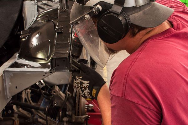 CAR CRAFT AUTO BODY CHESTERFIELD - Updated December 2025 - 36 Photos ...