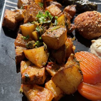 ROZANNA - Updated July 2025 - 174 Photos & 169 Reviews - 403 Lafayette ...