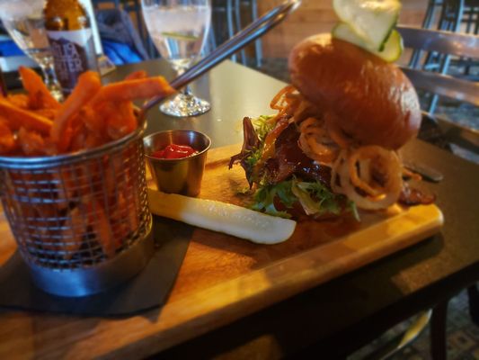 DRAFT GASTROPUB - 149 Photos & 126 Reviews - 664 W Ridgeview Dr ...