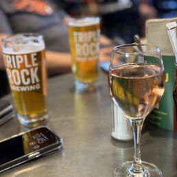 TRIPLE ROCK BREWERY & ALE HOUSE - Updated November 2024 - 752 Photos ...
