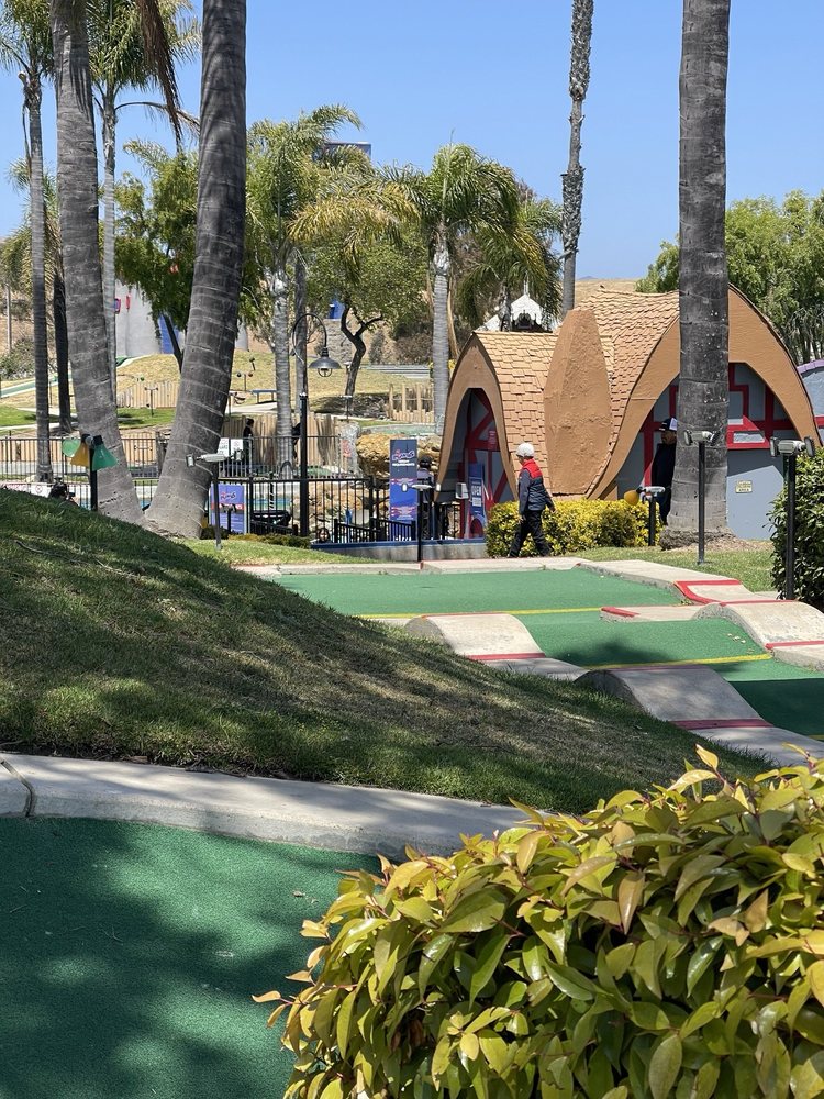 BOOMERS - Updated August 2025 - 112 Photos & 175 Reviews - 2250 ...