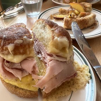 ALLEZ CAFE - Updated December 2024 - 20 Photos & 16 Reviews - 1201 Main ...