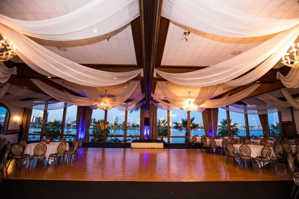 THE PERFECT EVENT - Updated December 2025 - 43 Photos - 3133 E South St ...