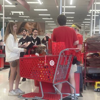 TARGET - Updated December 2025 - 137 Photos & 54 Reviews - 1575 Niagara ...