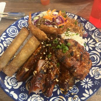 CHEBOGZ - Updated August 2025 - 292 Photos & 129 Reviews - 2710 Beacon ...