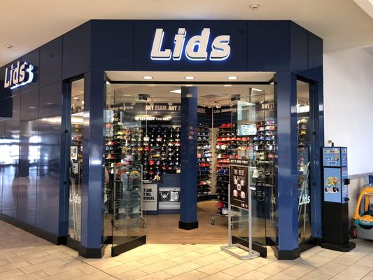 LIDS - Updated December 2025 - 11 Reviews - 11503 W 95th St, Overland ...