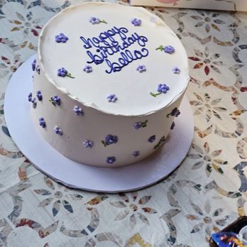 CANDLE LIGHT BAKERY - Updated June 2024 - 1351 Photos & 825 Reviews ...