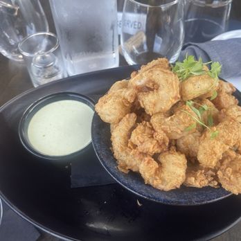 VU - Updated July 2025 - 495 Photos & 378 Reviews - 133 E Cermak Rd ...