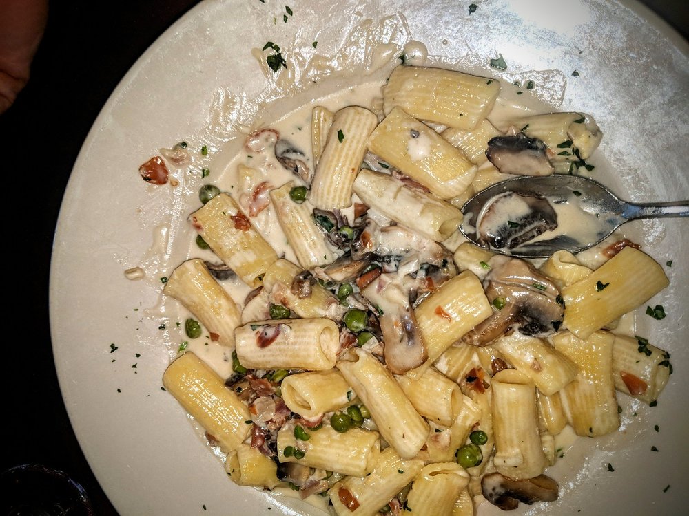VENUTI’S - 232 Photos & 318 Reviews - Italian - 2251 W Lake St, Addison ...