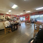 HILLVIEW FAMILY DINER & ICE CREAM - 124 Photos & 88 Reviews - 1679 Old ...