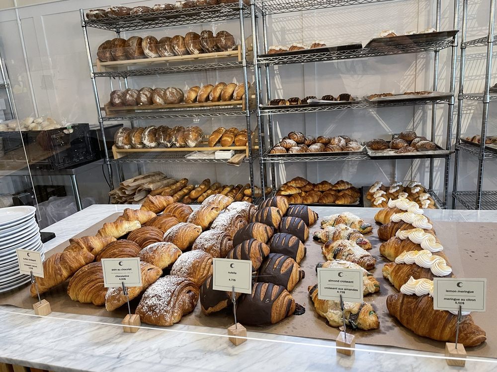 LE CROISSANT - Updated January 2026 - 42 Photos & 17 Reviews - 276 ...