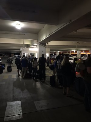 ADVANTAGE RENT-A-CAR - 35 Photos & 351 Reviews - Car Rental - 1702 E ...