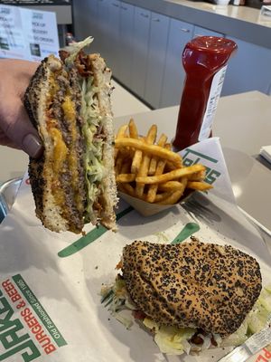 JAKE’S BURGERS & BEER - Updated October 2025 - 11 Photos & 43 Reviews ...