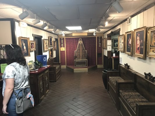 PAX AMICUS CASTLE THEATRE - Updated November 2025 - 14 Photos - 23 Lake ...