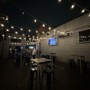 BANDWAGON BINGO HALL - Updated June 2025 - 14 Photos - 2151 Lemay Ferry ...