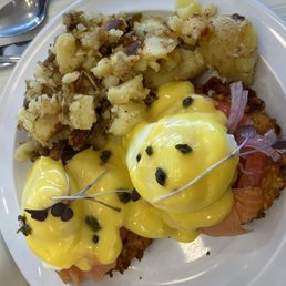 THE DAILY DINER - Updated December 2025 - 133 Photos & 66 Reviews - 240 ...