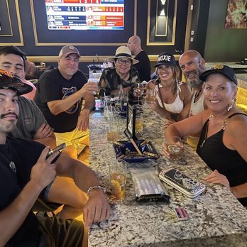 CASTROS CIGAR LOUNGE - Updated January 2025 - 61 Photos & 39 Reviews ...