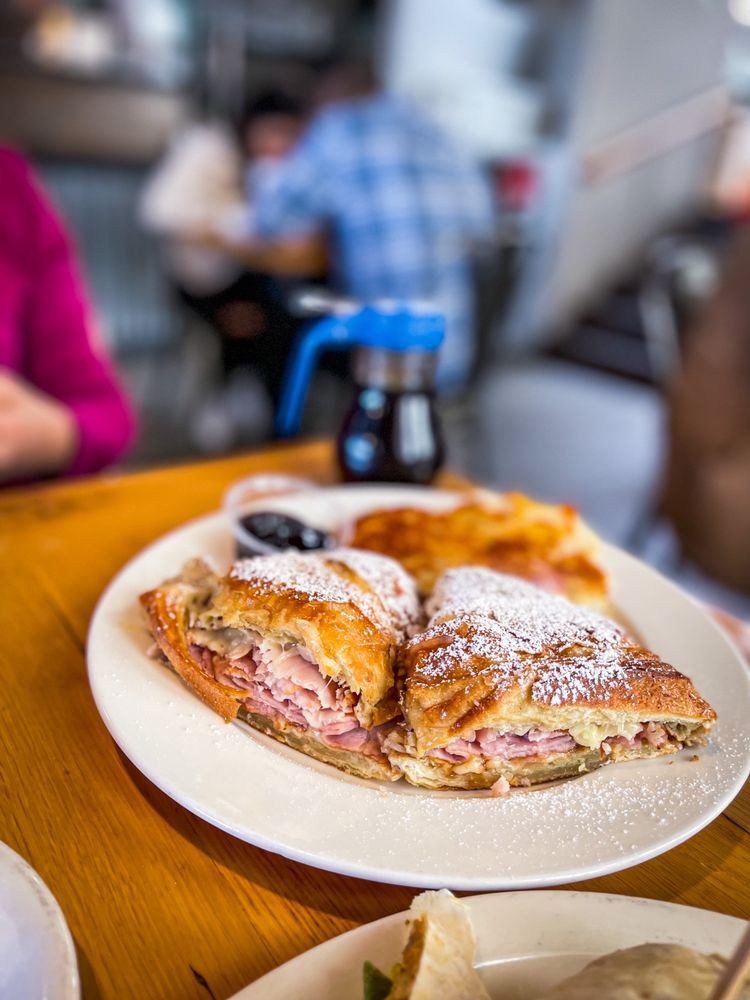 THE PEACH CAFE - 2045 Photos & 1673 Reviews - 141 E Colorado Blvd ...