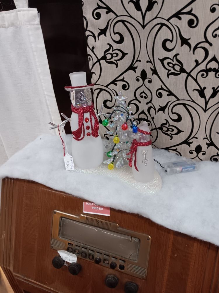 HOME AGAIN CONSIGNMENT STORE - Updated June 2025 - 119 Photos - 7689 ...