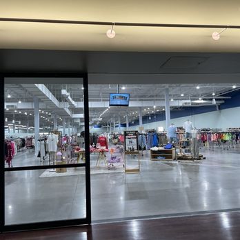 RECLECTIC - Updated December 2025 - 126 Photos & 37 Reviews - 5000 S ...