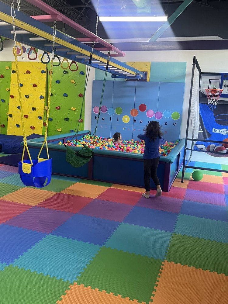 BALL N BOUNCE - 24 Photos & 12 Reviews - 11845 W Olympic Blvd, Los ...