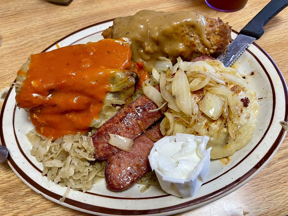 THE RED CHIMNEY - Updated December 2025 - 113 Photos & 91 Reviews ...