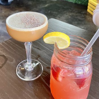 THE RAVEN 96 - Updated October 2025 - 48 Photos - 42 Reviews - 669 N ...