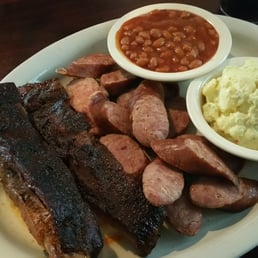 STRAIGHT OFF THE ROAD BBQ - 37 Photos & 107 Reviews - 6803 FM 2100 Rd ...