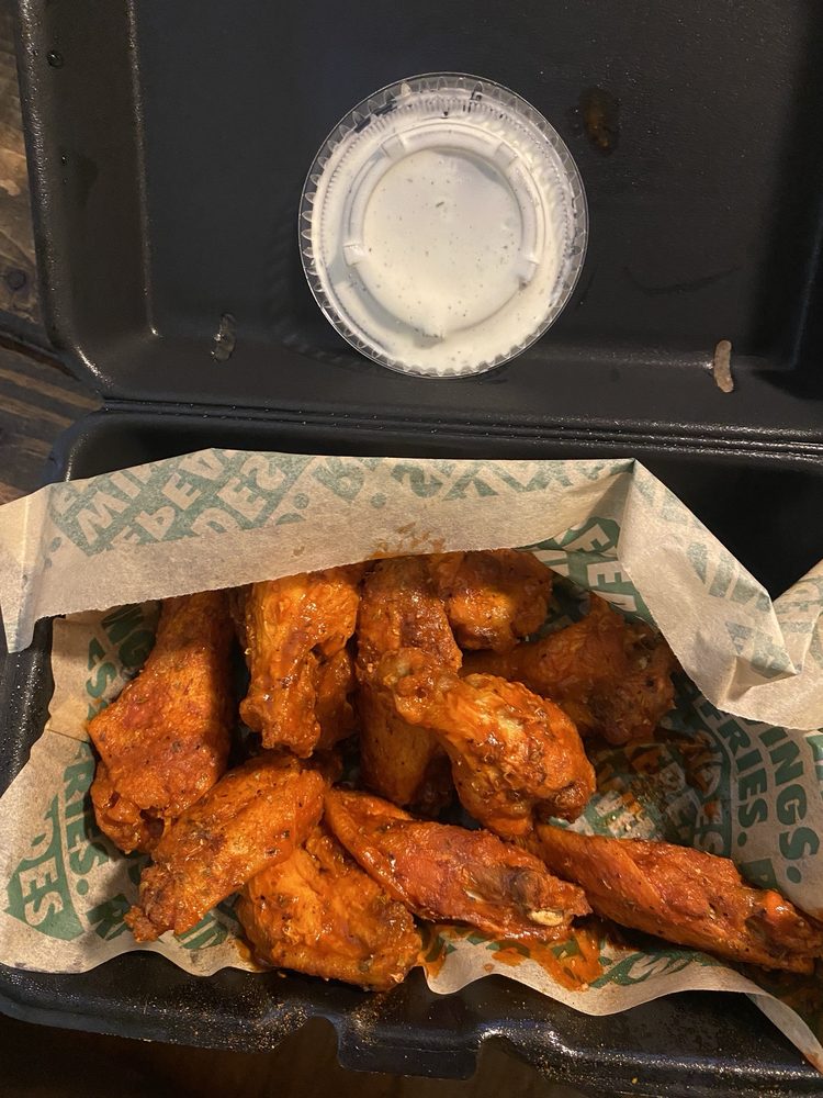 WINGSTOP - Updated July 2025 - 12 Photos - 1501 Ga-16, Griffin, Georgia ...
