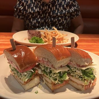 HOUSTON’S RESTAURANT - Updated January 2025 - 1167 Photos & 1066 ...