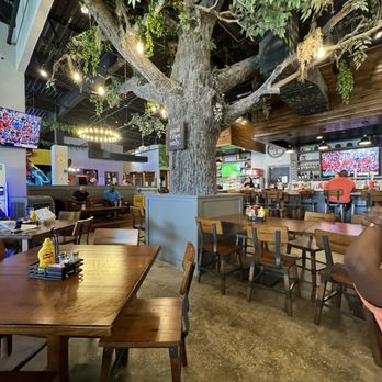 KNP SOCIAL - Updated November 2024 - 60 Photos & 31 Reviews - 11720 ...