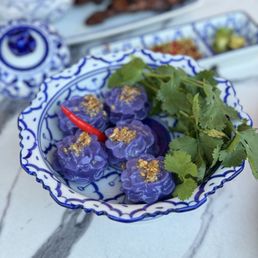 KIN DEE - Updated December 2025 - 2596 Photos & 989 Reviews - 1533 N ...