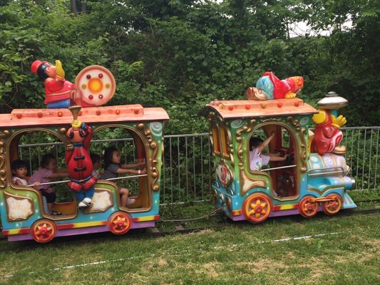 MCLEAN COMMUNITY CENTER - Updated December 2025 - 12 Photos - 1234 ...