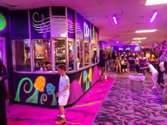 ASTRO SKATE PALM BEACH COUNTY - Updated October 2025 - 35 Photos & 21 ...