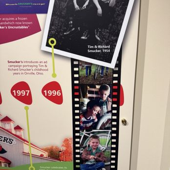 THE J.M. SMUCKER COMPANY STORE AND CAFÉ - Updated January 2026 - 118 ...