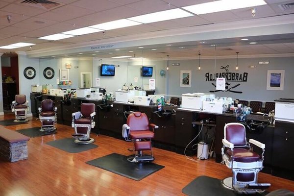THE BARBER PARLOR - Updated December 2025 - 21 Photos & 40 Reviews ...