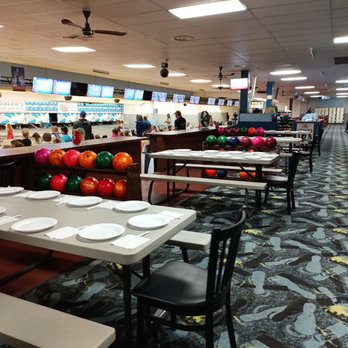 PIKE STREET LANE - Updated October 2025 - 14 Photos - 2600 Pike St ...