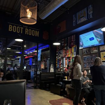 THE BOOT ROOM - Updated January 2026 - 131 Photos & 134 Reviews - 2501 ...