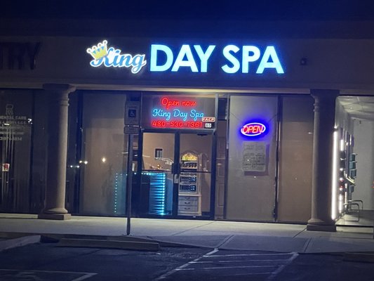 KING DAY SPA - Updated December 2025 - 20 Photos - 10659 Grand Ave, Sun ...