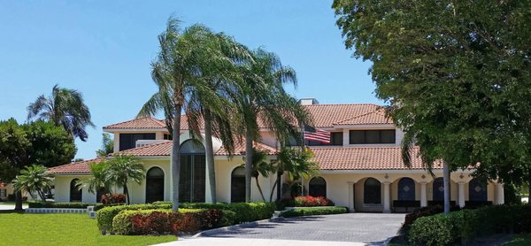 AKER KASTEN EYE CENTER - Updated December 2025 - 21 Reviews - 1445 NW ...