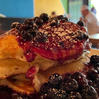 THE HOWLIN BIRD - Updated July 2024 - 190 Photos & 102 Reviews - 123 S ...