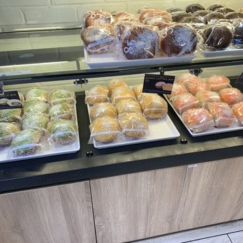 85°C BAKERY CAFE-FEDERAL WAY - Updated October 2024 - 586 Photos & 311 ...