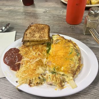 THE RUSTY ROOSTER - Updated May 2024 - 229 Photos & 171 Reviews - 3247 ...