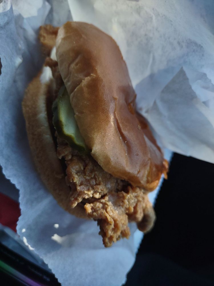 KFC - Updated December 2025 - 23 Reviews - 547 Columbus Ave, Rochester ...