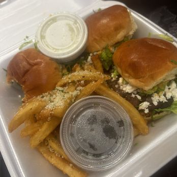 BLU BURGER GRILLE - Updated December 2025 - 202 Photos & 418 Reviews ...