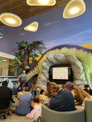 SIGNAL HILL LIBRARY - Updated October 2025 - 59 Photos & 29 Reviews ...