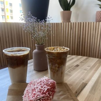 ARUMA CAFE - Updated February 2025 - 97 Photos & 35 Reviews - 2011 E ...