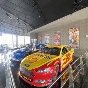 PENSKE RACING MUSEUM - 120 Photos & 43 Reviews - Museums - 7125 E ...
