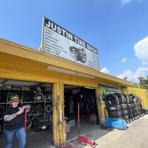 Tire Shop On Bissonnet