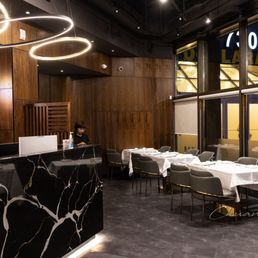 PEARL YORKVILLE - Updated June 2026 - 75 Photos & 25 Reviews - 730 ...